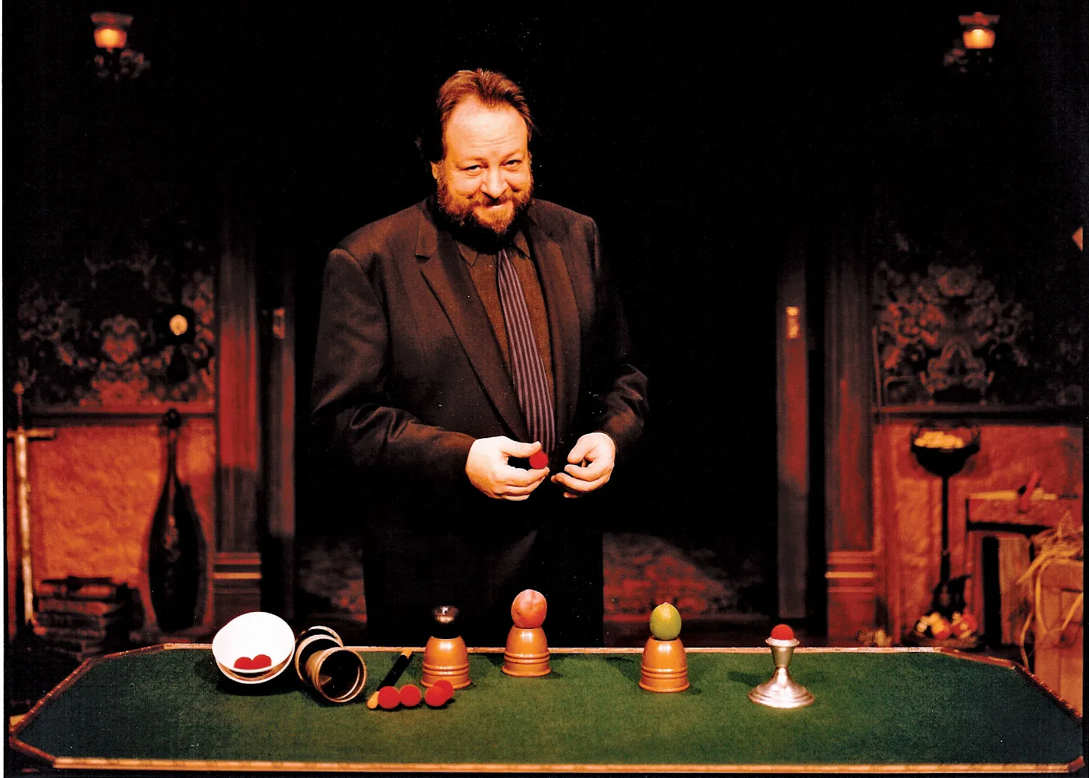 Top 10 Famous Magicians In The World 2025