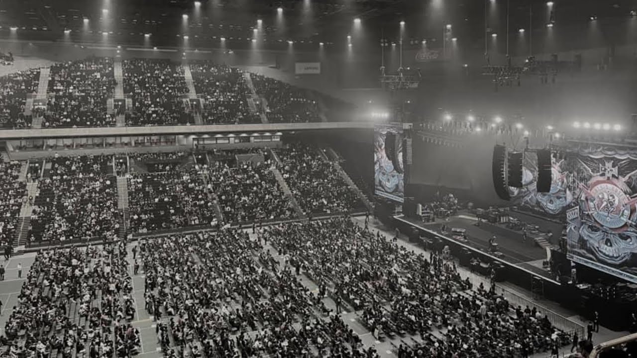 Top 10 Biggest Indoor Arenas In The World 2025